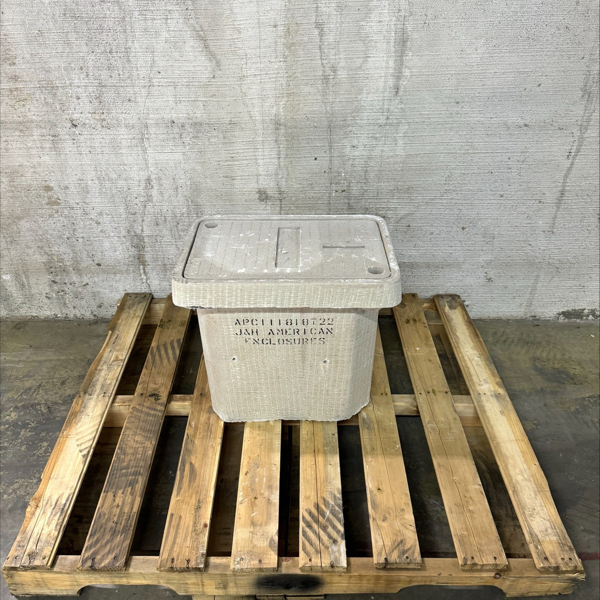 11x18x18 Polymer Concrete Tier 22 Handhole Vault — Telecom Specialties