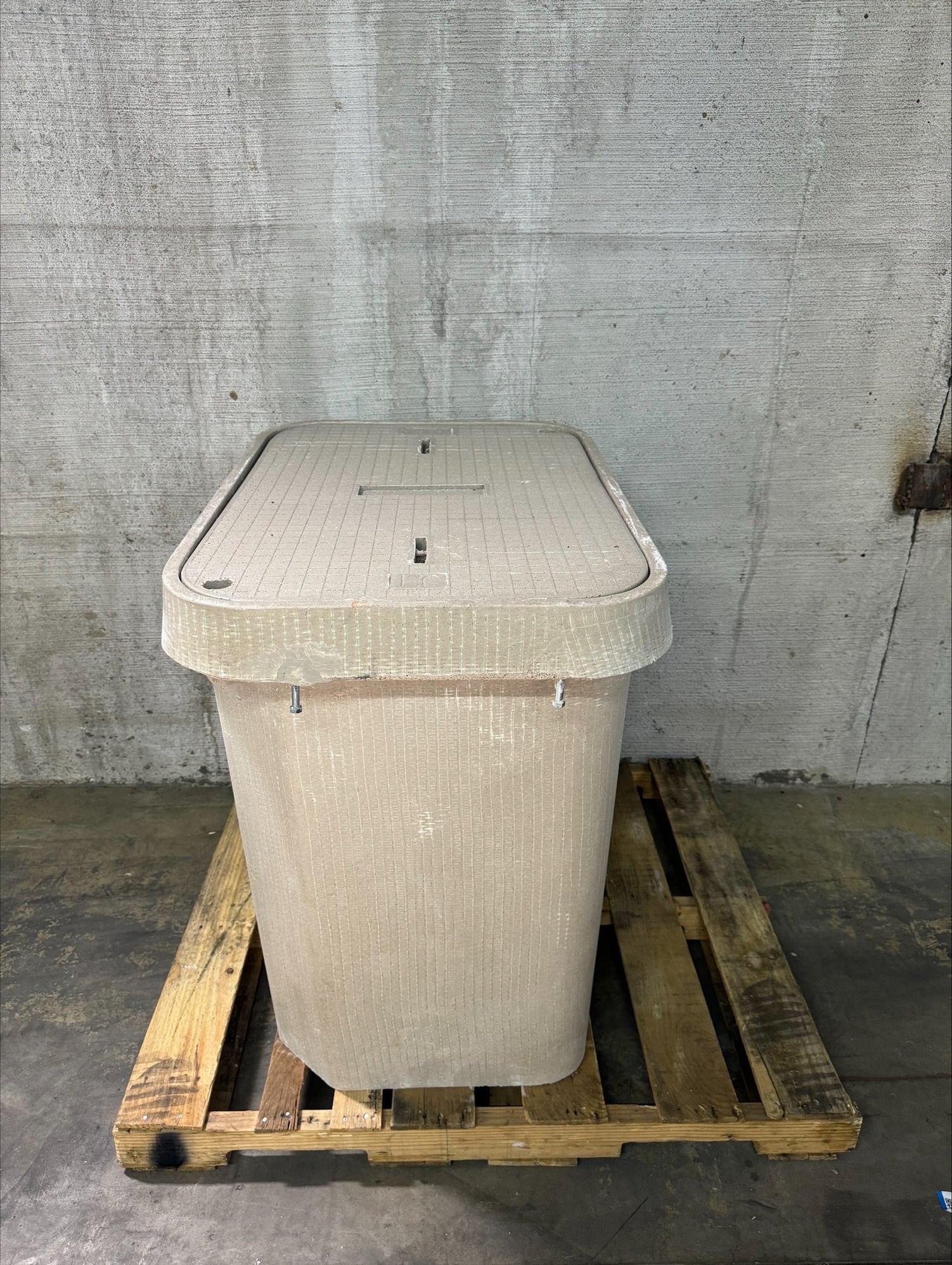 24x36x36 Polymer Concrete Tier 22 Handhole Vault — Telecom Specialties