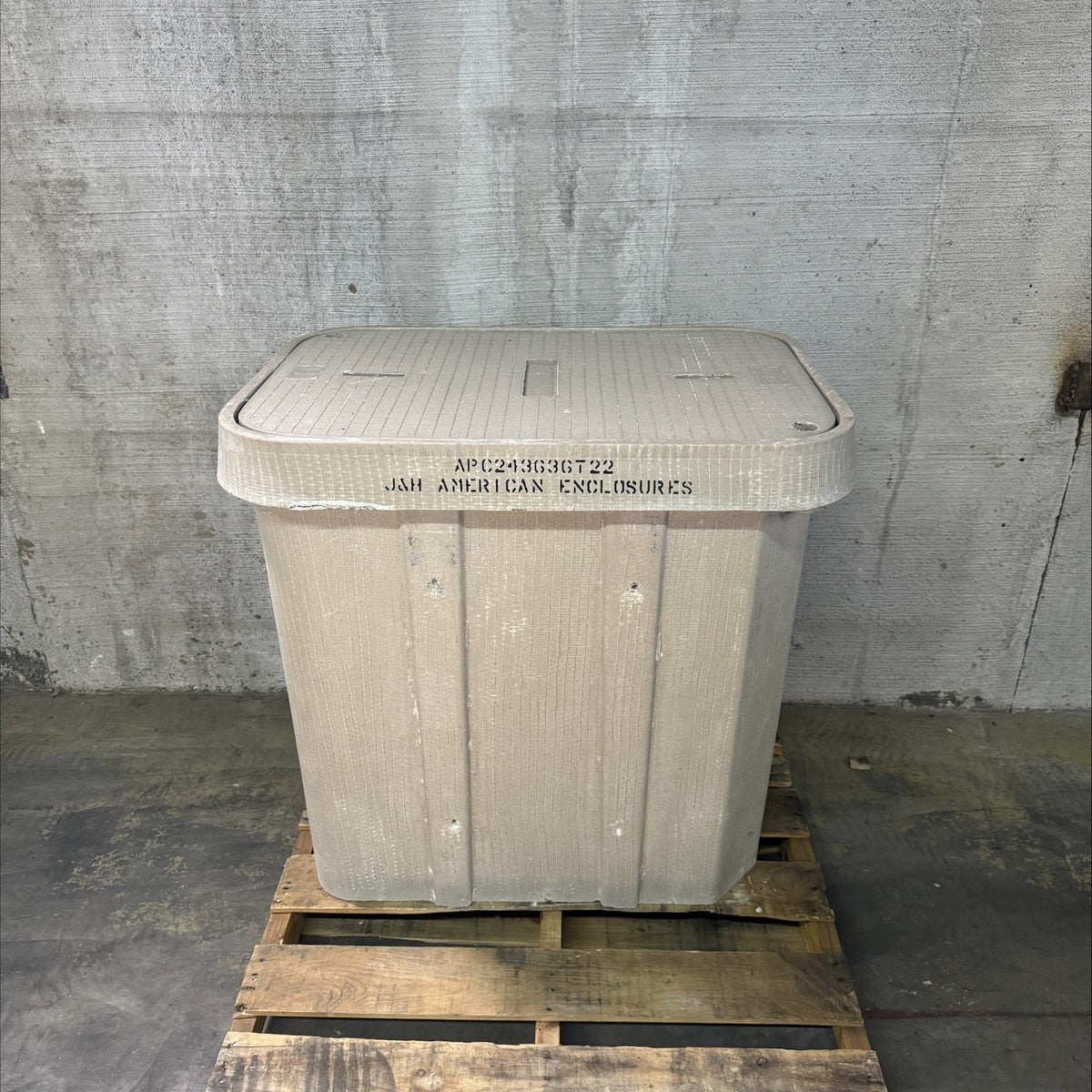 24x36x36 Polymer Concrete Tier 22 Handhole Vault — Telecom Specialties